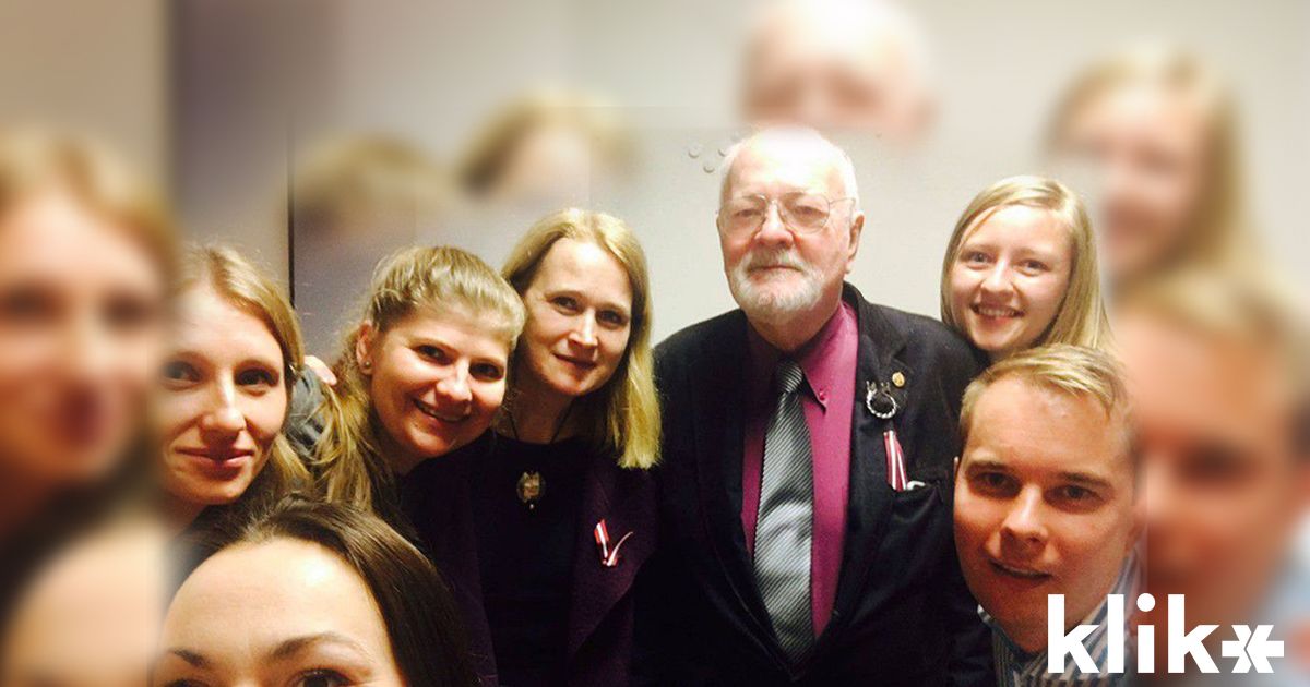 Stātsts par zaudēto paradīzi un iegūto mīlestību. Saruna ar Austri ...