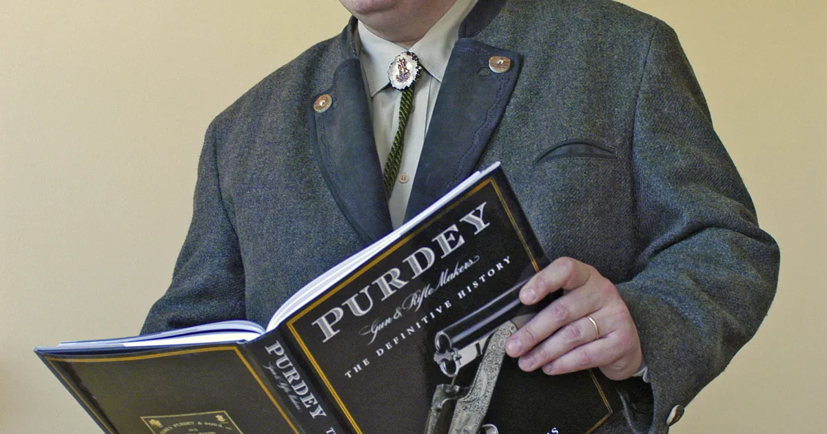 “Kuningas on alasti...”, aga alasti inimene kuningas?