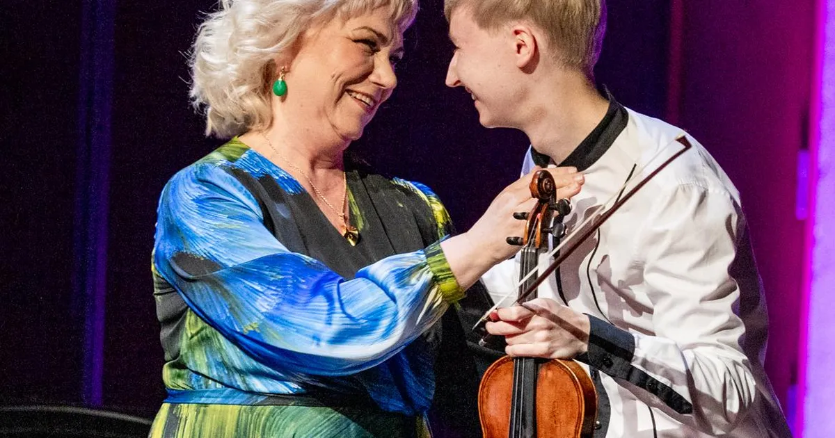 GALERII Laulu pidu puges publiku hinge