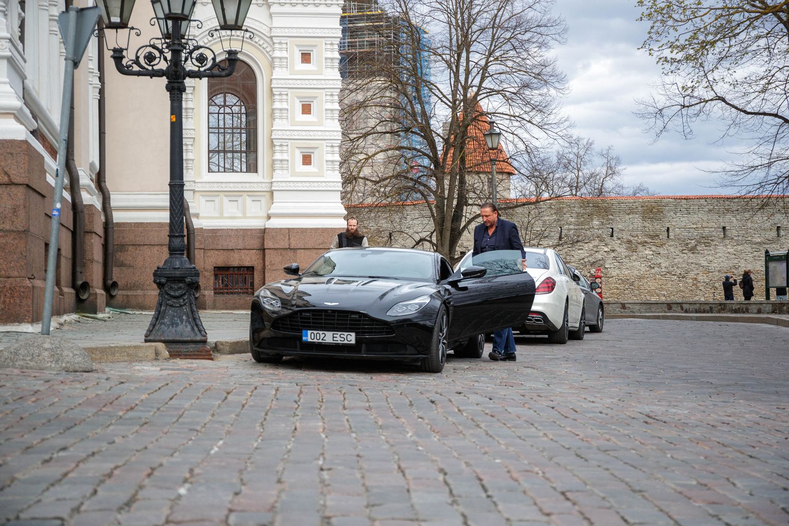 ФОТО И ВИДЕО Наш Джеймс Бонд: эстонский бизнесмен разъезжает по ...