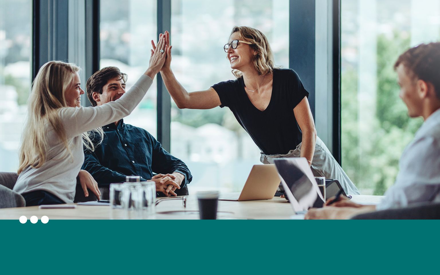 Iekļaujoša un mūsdienīga darba vide - DNB servisa centra ikdiena jau 10 ...