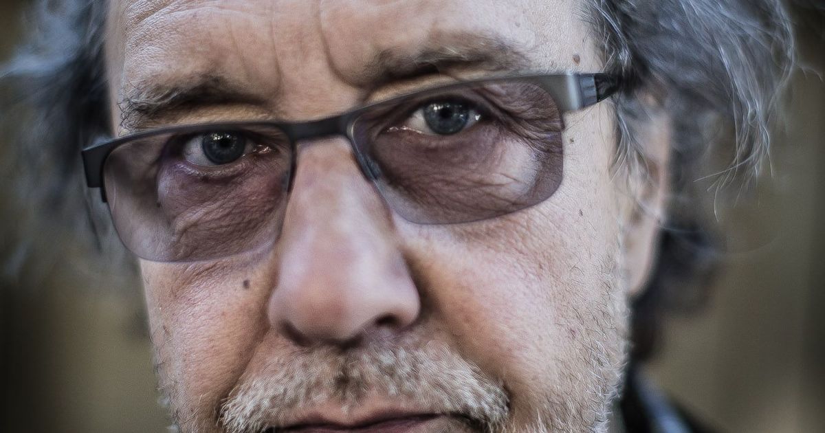 Suri näitleja ja lavastaja Roman Baskin