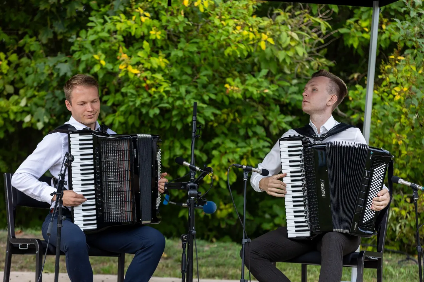 Pajustis esineb klassikatähtedest akordioniduo