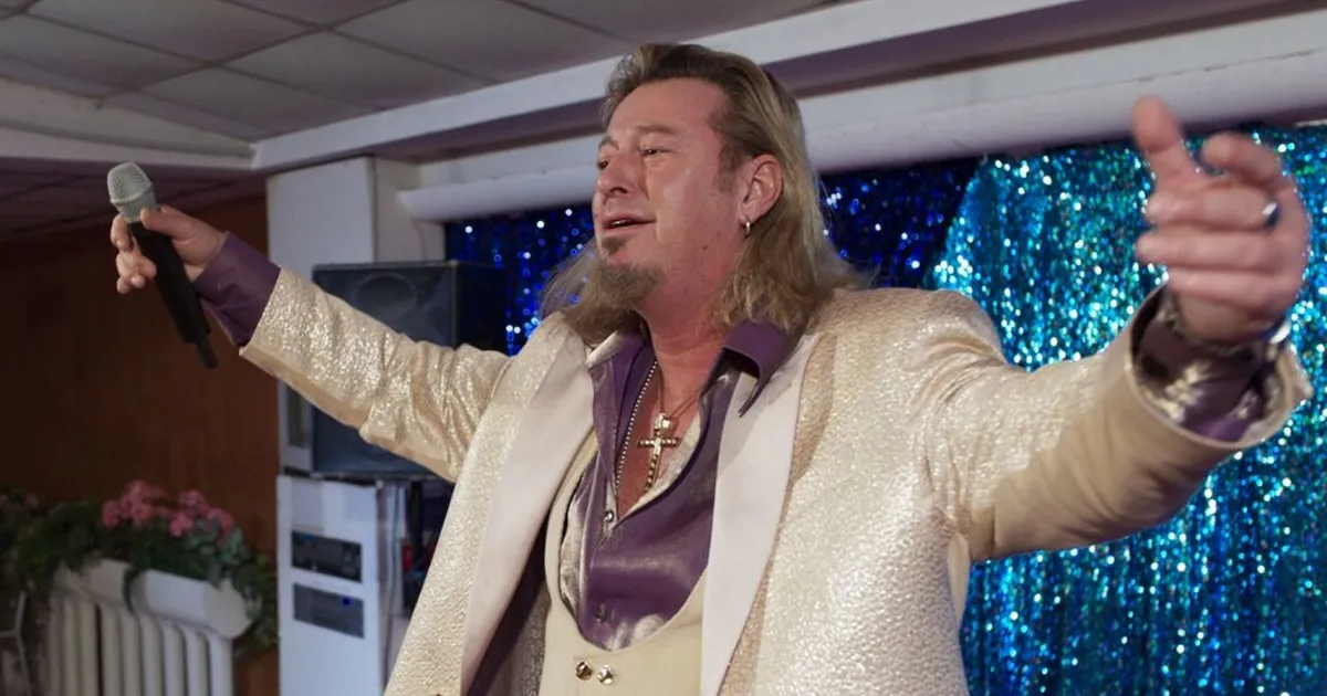 UUED FILMID KINOLEVIS Ka nii teenib raha: läbipõlenud lembelaulik ...