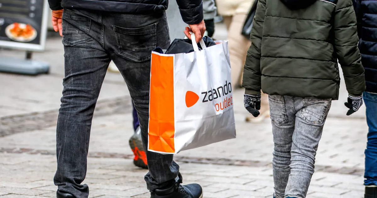 FOTOD Veebikaubamajast Zalando tellimuse teinud eestlanna sai pakki ...