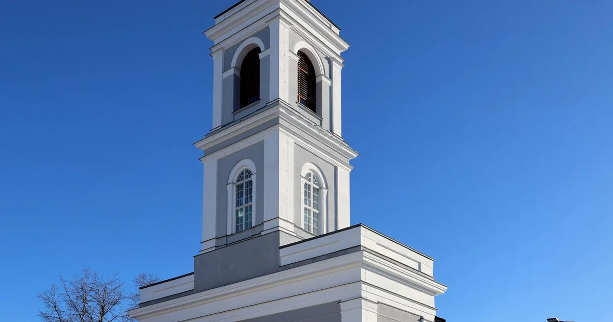 TARTU TULEMINE Kullatud kukega kingitus kultuuripealinnale