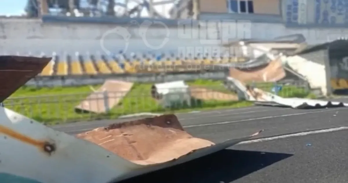VIDEO Venelaste pommid maandusid Ukrainas jalgpalliväljakule