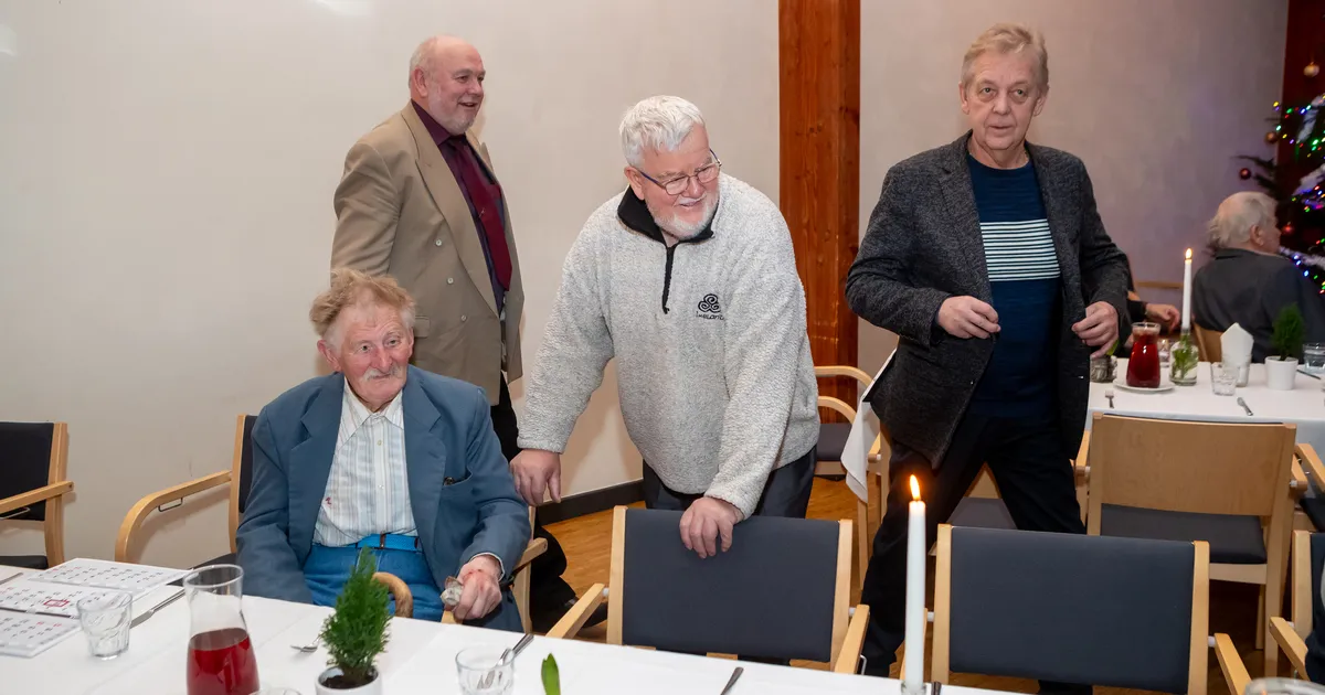 GALERII Saare Kaluri merekarud said Nasval kokku