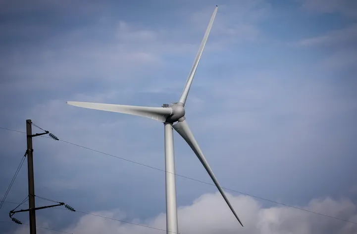 TÕNU JANNO Kas tuulikud ikka toovad elektrihinna alla? Taanis küll ei ...