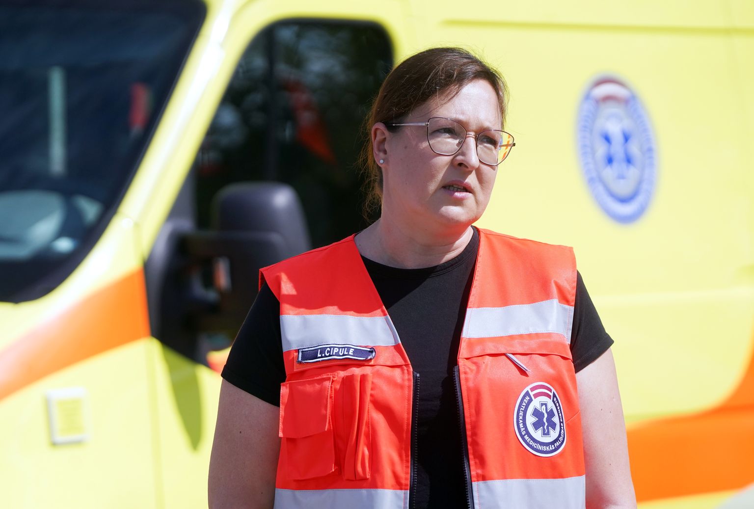 Cipule: Cilvēki pie ūdens gana bieži atpūšas pārgalvīgi