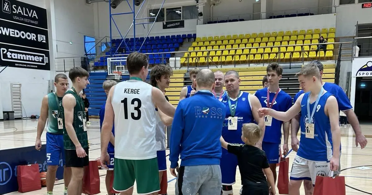 Rakvere koolipoisi loovtöö pani isad ja pojad korvpallis vastamisi