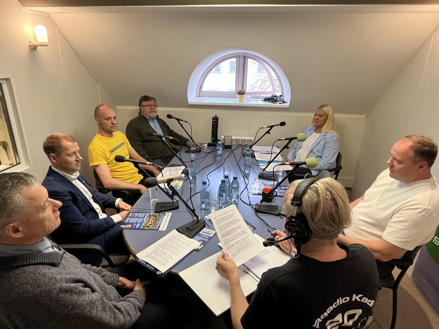 VALIMISSTUUDIO Poliitikud debateerisid ühenduste, ettevõtluse ja ...