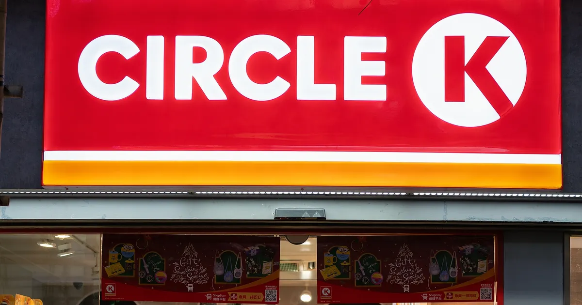 «Nagu kummi näriks.» Circle K uued hot dog'i vorstid saavad ...