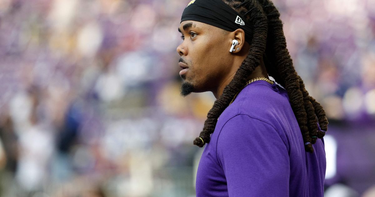 FOTO Sportlane päästis kiire tegutsemisega põlevast autost inimese