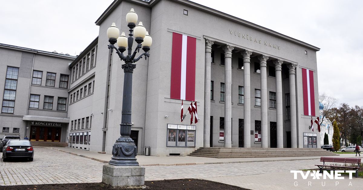 Ukrainas karoga krāsās tiks izgaismots Vienības nams Daugavpilī