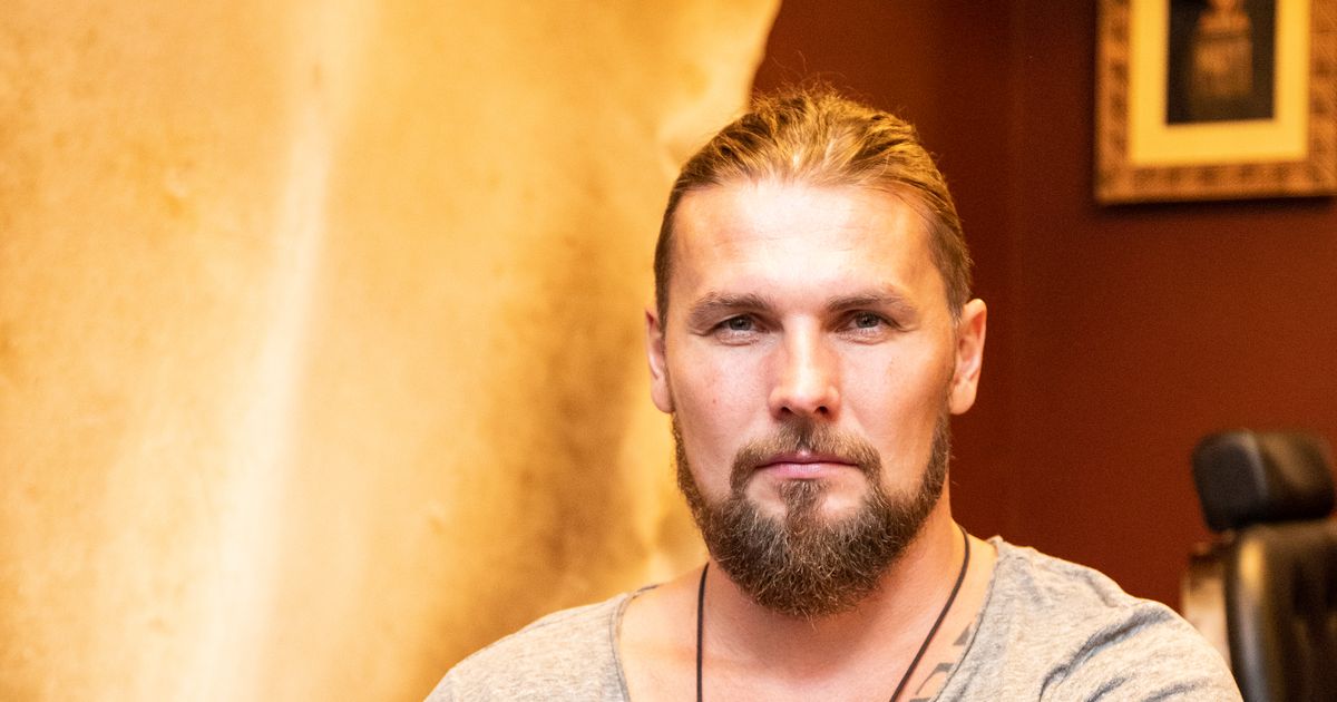 NUNNUMEETER PÕHJAS Jesper Parve tähistas tütre sünnipäeva armsa klõpsuga