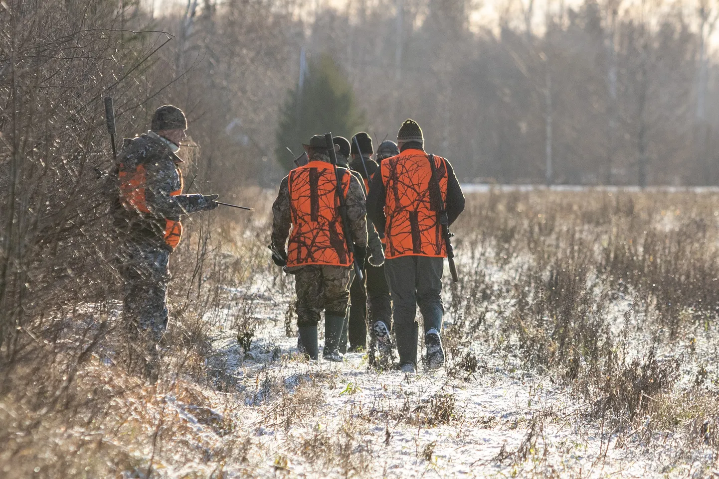 Jahimehed soovivad helisummuti osas relvaseadust muuta