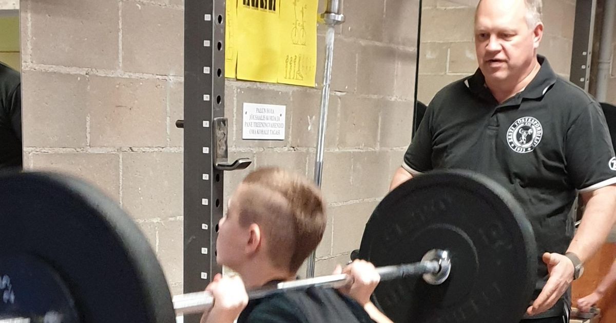 Tõstespordiliidu juht treenis 90-ndate keskel Viljandi vangla noori