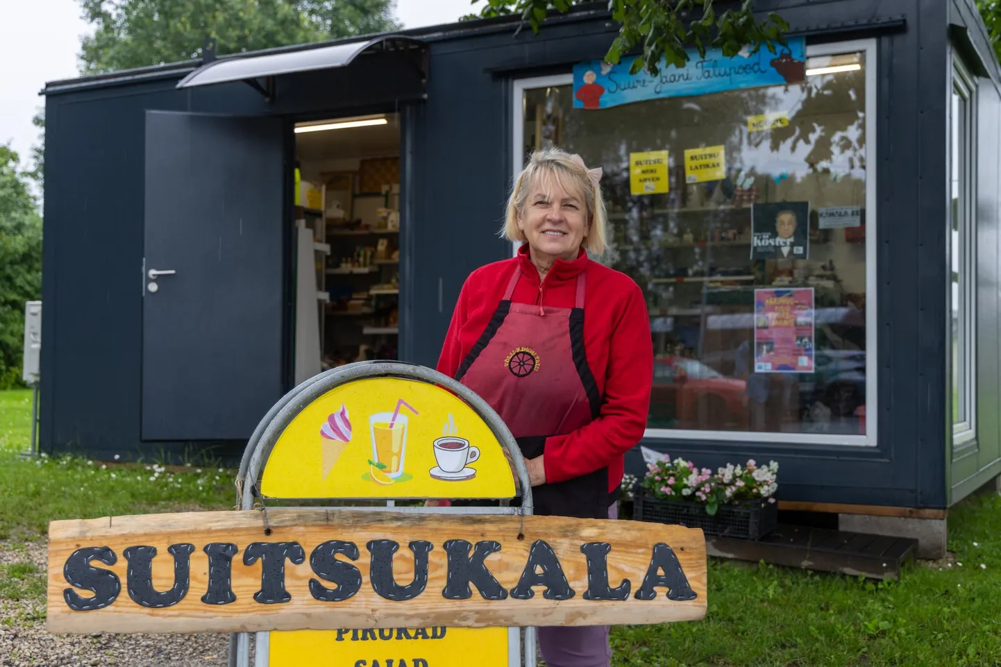 Talupoe pidaja tõuseb pirukate küpsetamiseks koidu ajal