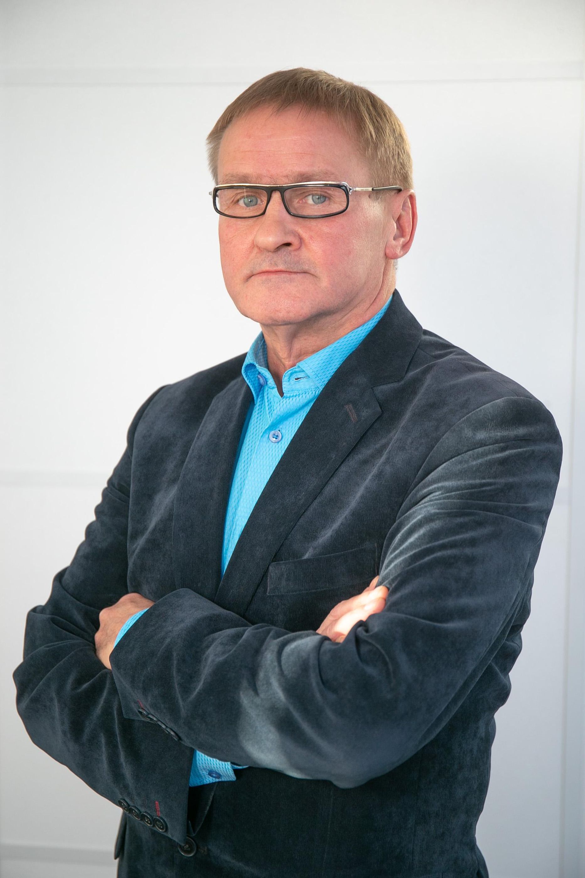 Jaak Aab määrati eriolukorra tööde juhiks isikukaitsevahendite ...