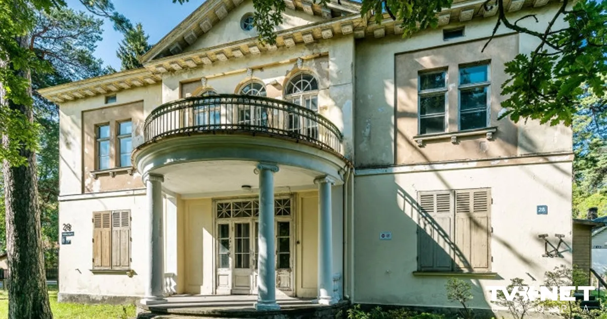 Pārdošanā izlikts "Neiburgu Baltais nams" Jūrmalā