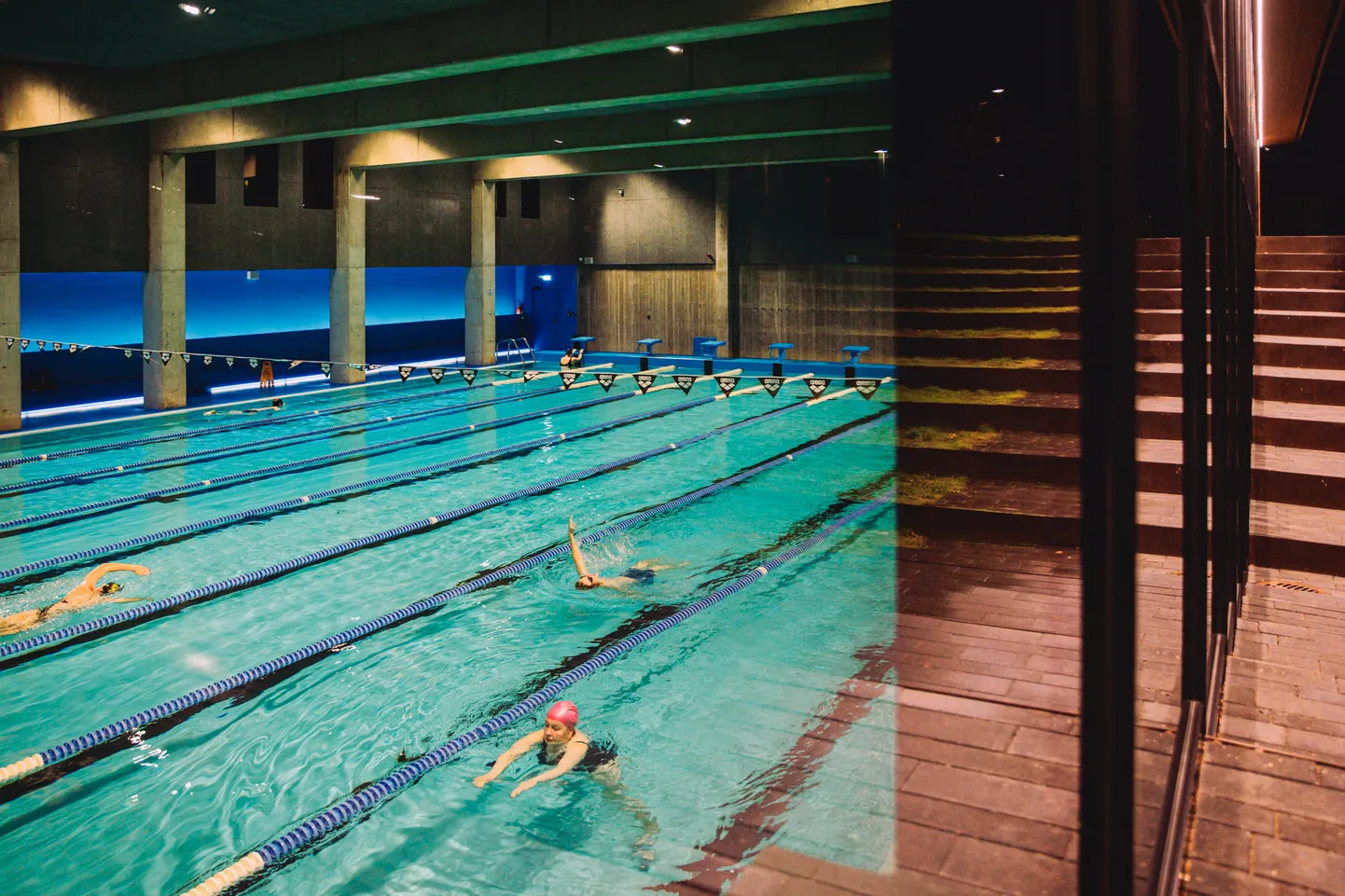 Eesti riigi ujula Narvas saab osaks Vene ärimehele kuuluvast hotellist