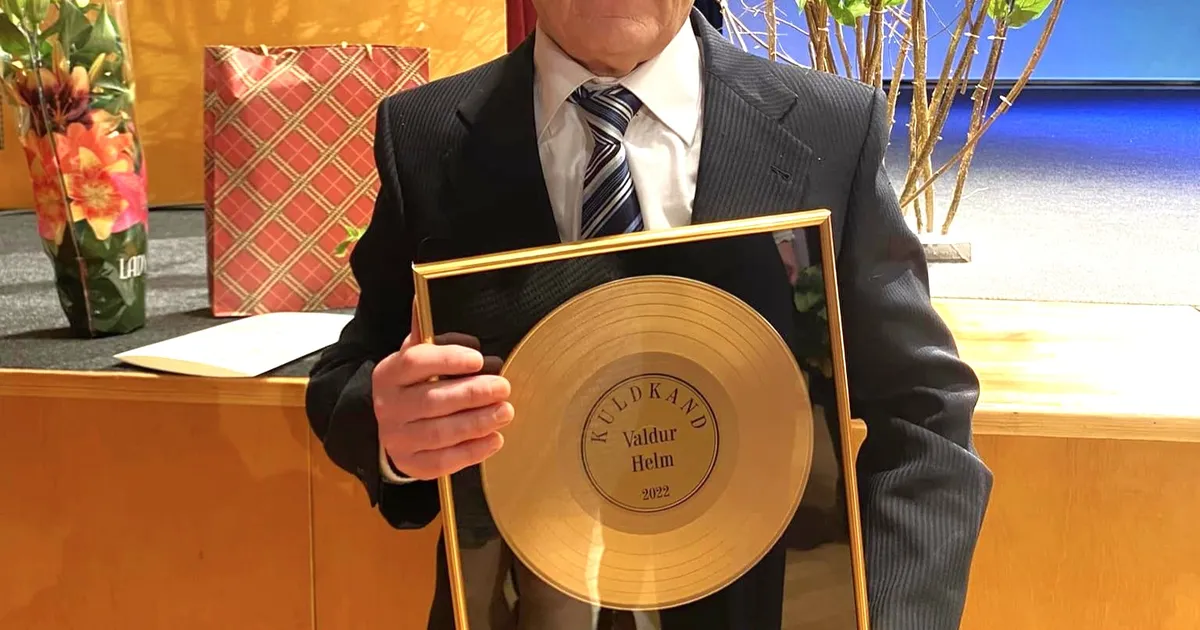 Valdur Helm pälvis Kuldkanna eriauhinna