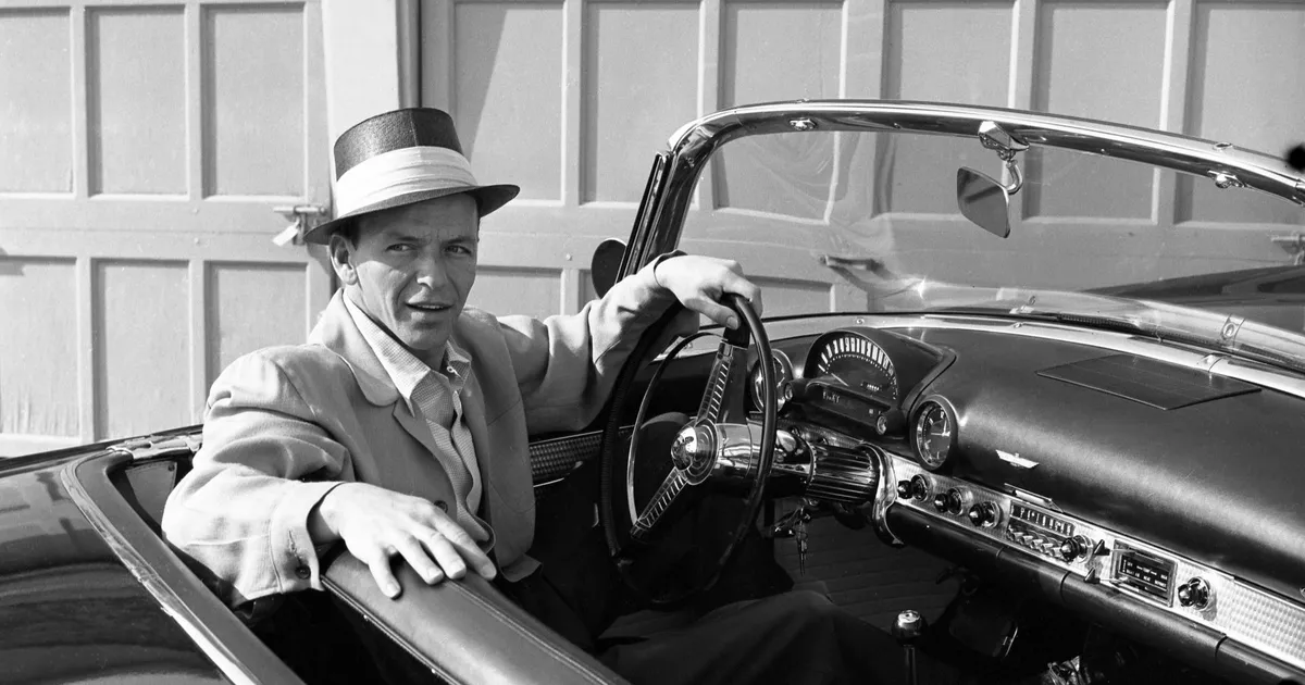 UNUSTAMATU LEGEND Frank Sinatra tegi 27 aastat pärast oma surma ...