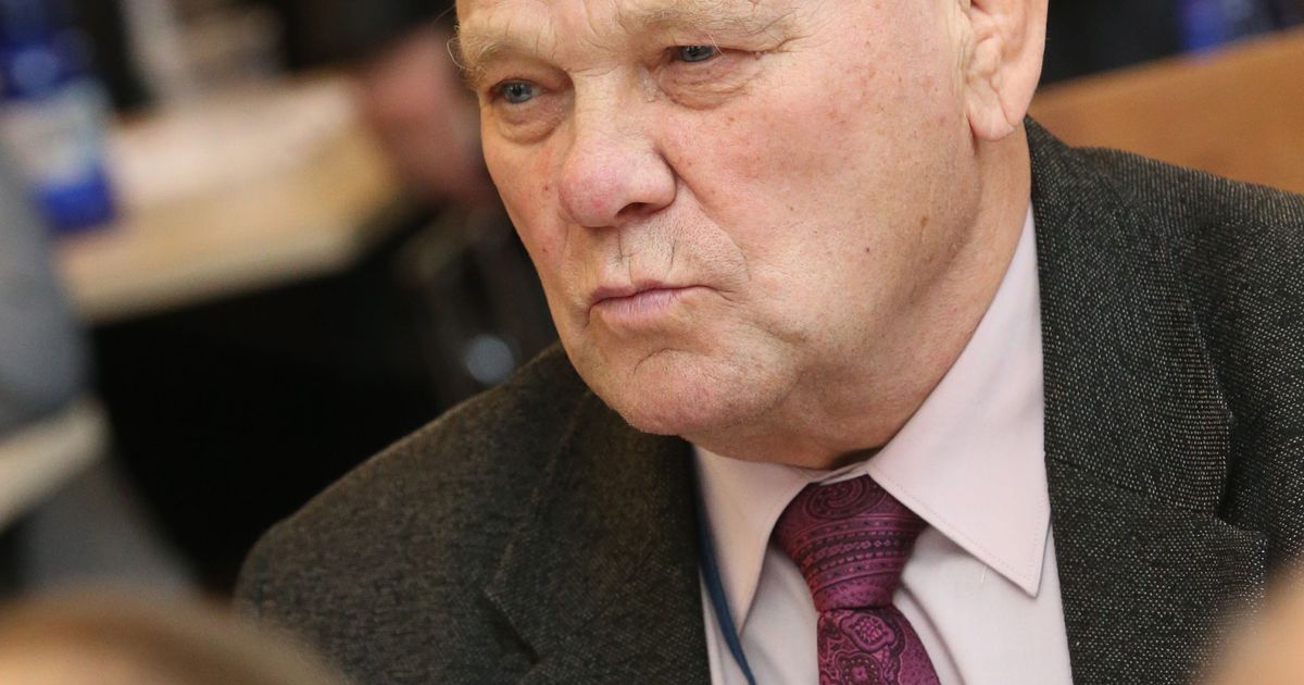 Ants Kask: Peetri tiigi tõrvatilk Raadi meepotis