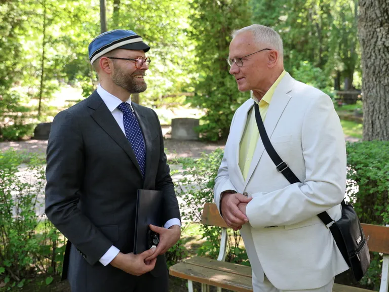 GALERII Jaan Tõnissoni mälestuspäeval igatseti Tõnissoni elu ja pärandi ...