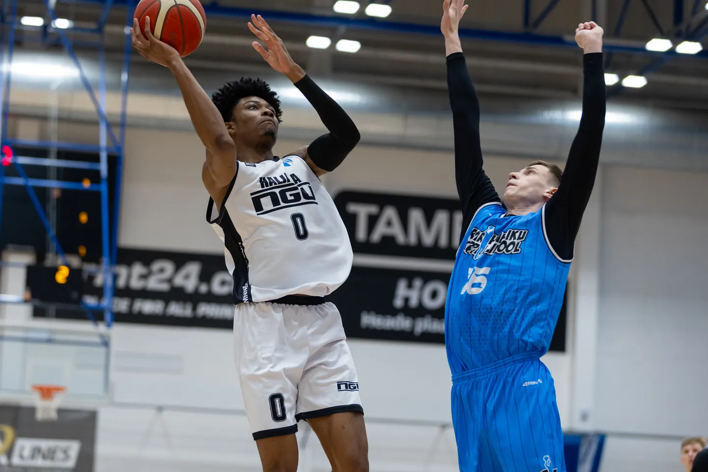 Haljala lõi käed publikule tuttava ameeriklasega