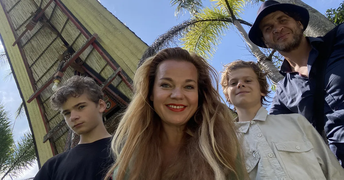 Tuuli Roosma pere käis maailma kõige kummalisema surmakultuuriga saarel ...