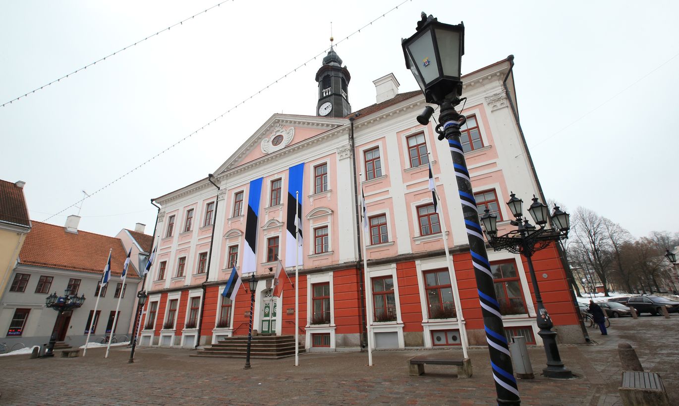 Uus võimuliit teeb nõukogudes vangerdusi - Tartu Postimees
