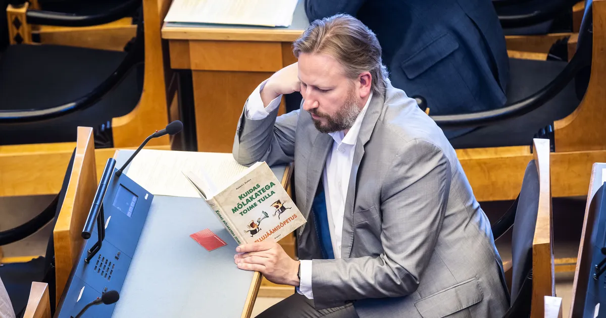 TWITTERI-MÖLL Tõnis Niinemets riigikogu raamatuskandaalist: Varro, miks ...