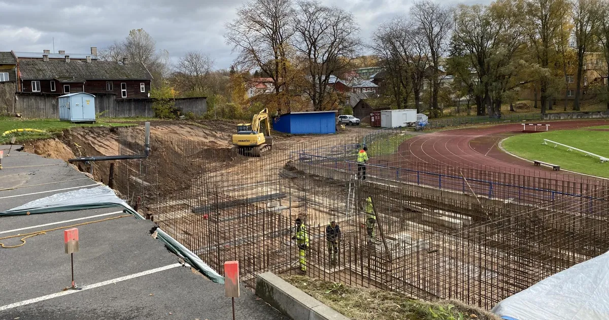 Ehitaja raskused venitavad spordihoone valmimist