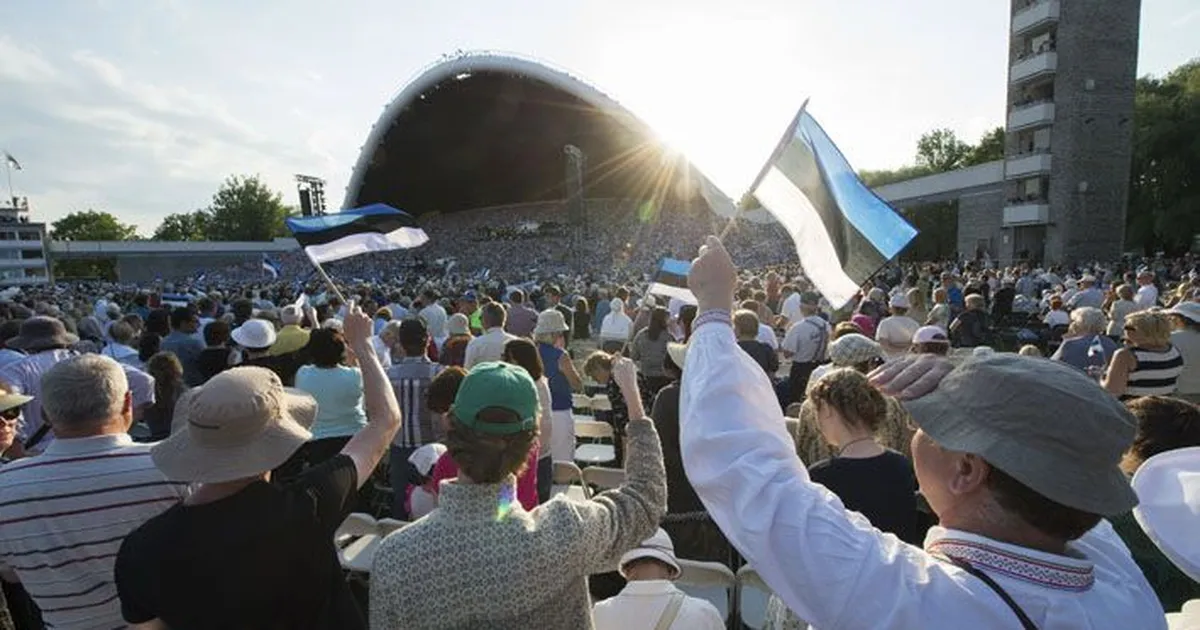 Laulu- ja tantsupeo kõikidel päevadel lehvivad Eesti lipud