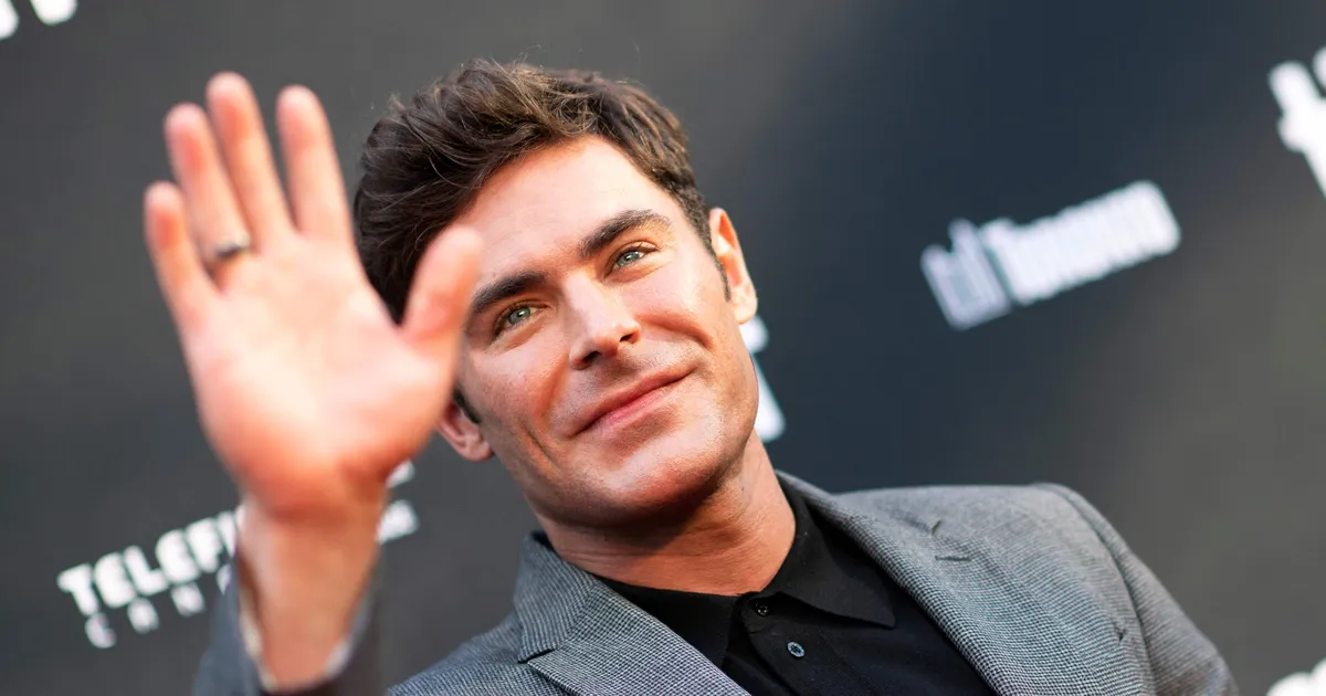 ARMAS KLÕPS Näitleja Zac Efroni Valentina oli sõbrapäeval kaunite lokkidega näitsik