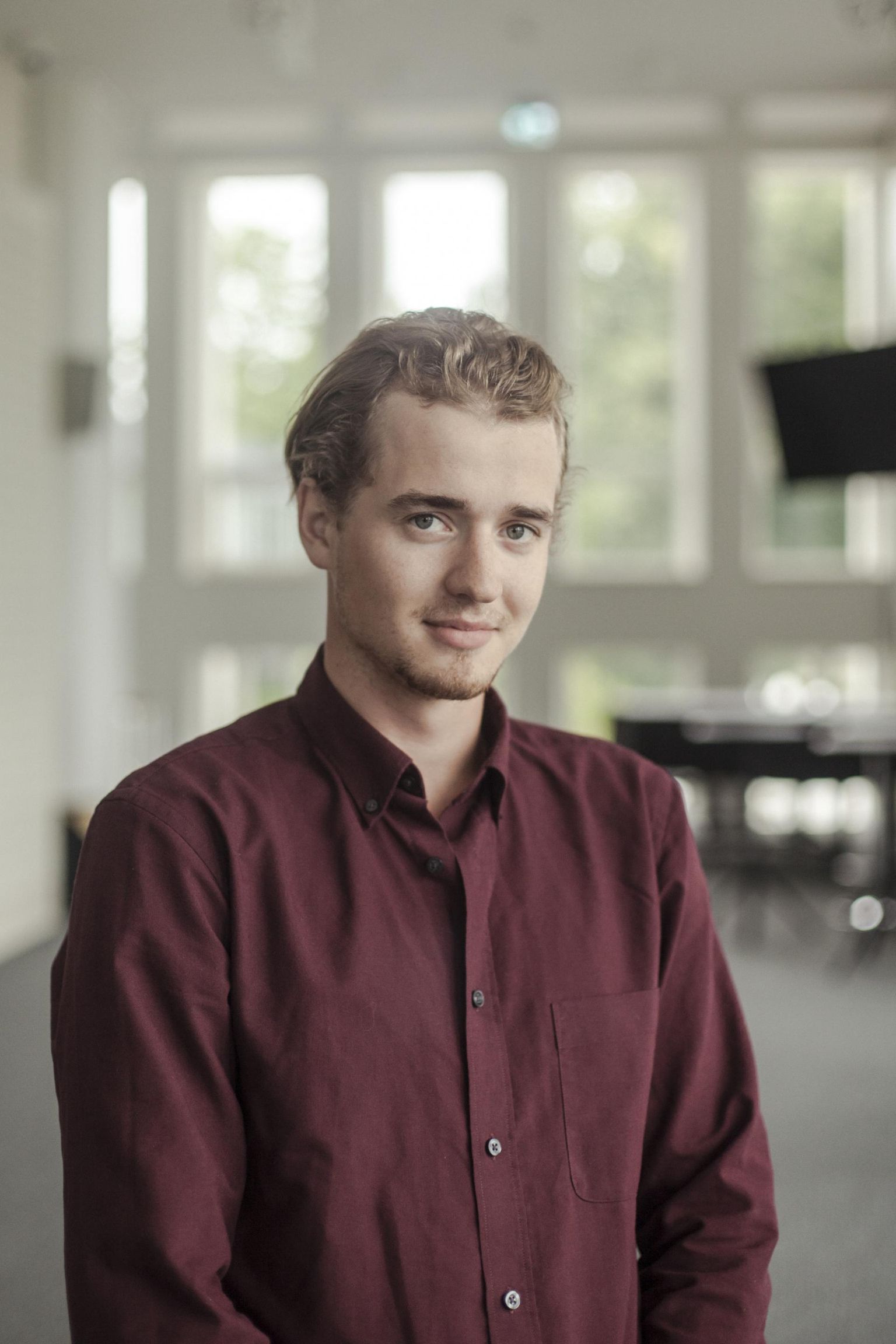 Oskar Seeman kuulsa isa jälgedes: hakkasin näitlejaks, sest minu sees ...