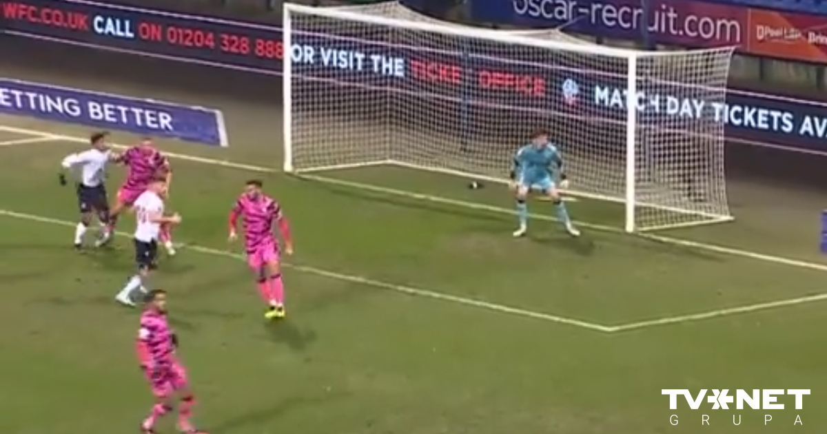 VIDEO Farss Anglijas futbola mačā - tiesnesis par ļoti rupju gājienu ...