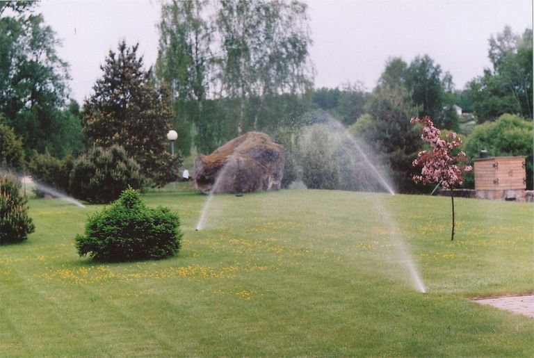 Kui vihm ei kasta, aitab kastmissüsteem! - Sinu unistuste maja ...