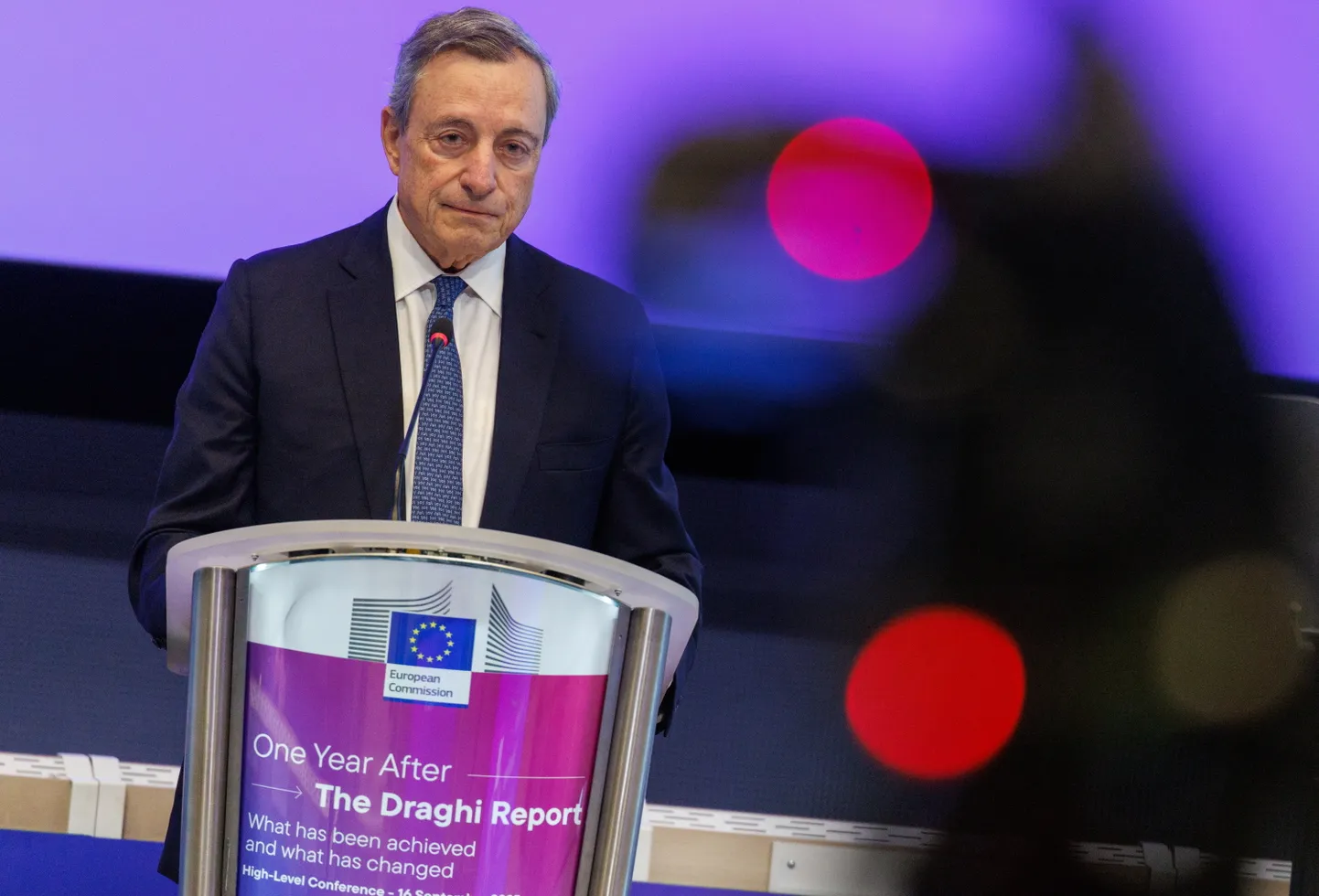 «Tegevusetus ohustab Euroopa suveräänsust.» Mario Draghi on Euroopas ...