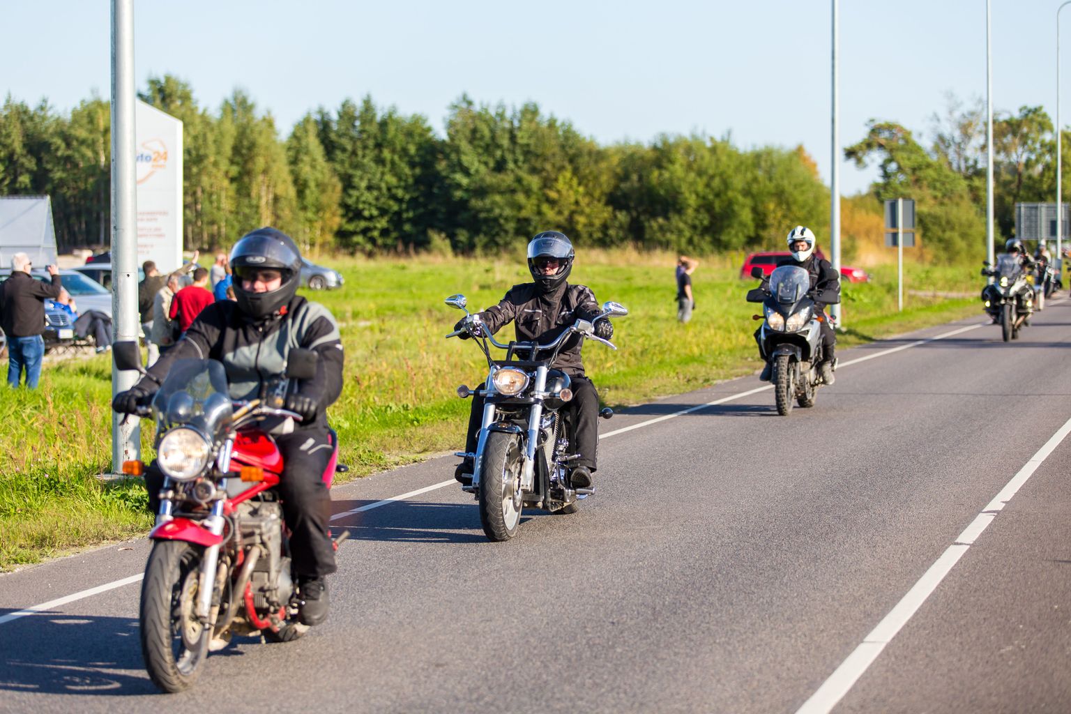 Eesti liikluses on 21 000 mootorratast ja mopeedi