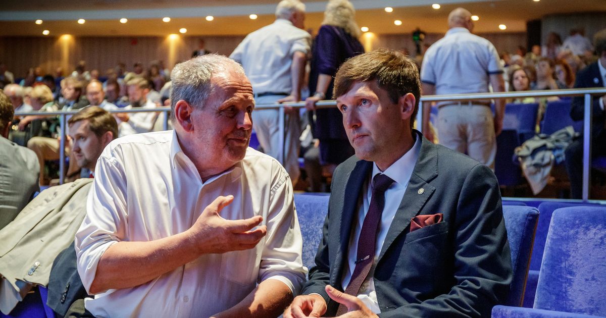 OTSEFOTOD Helme või Ernits: kellest saab täna EKRE uus juht?