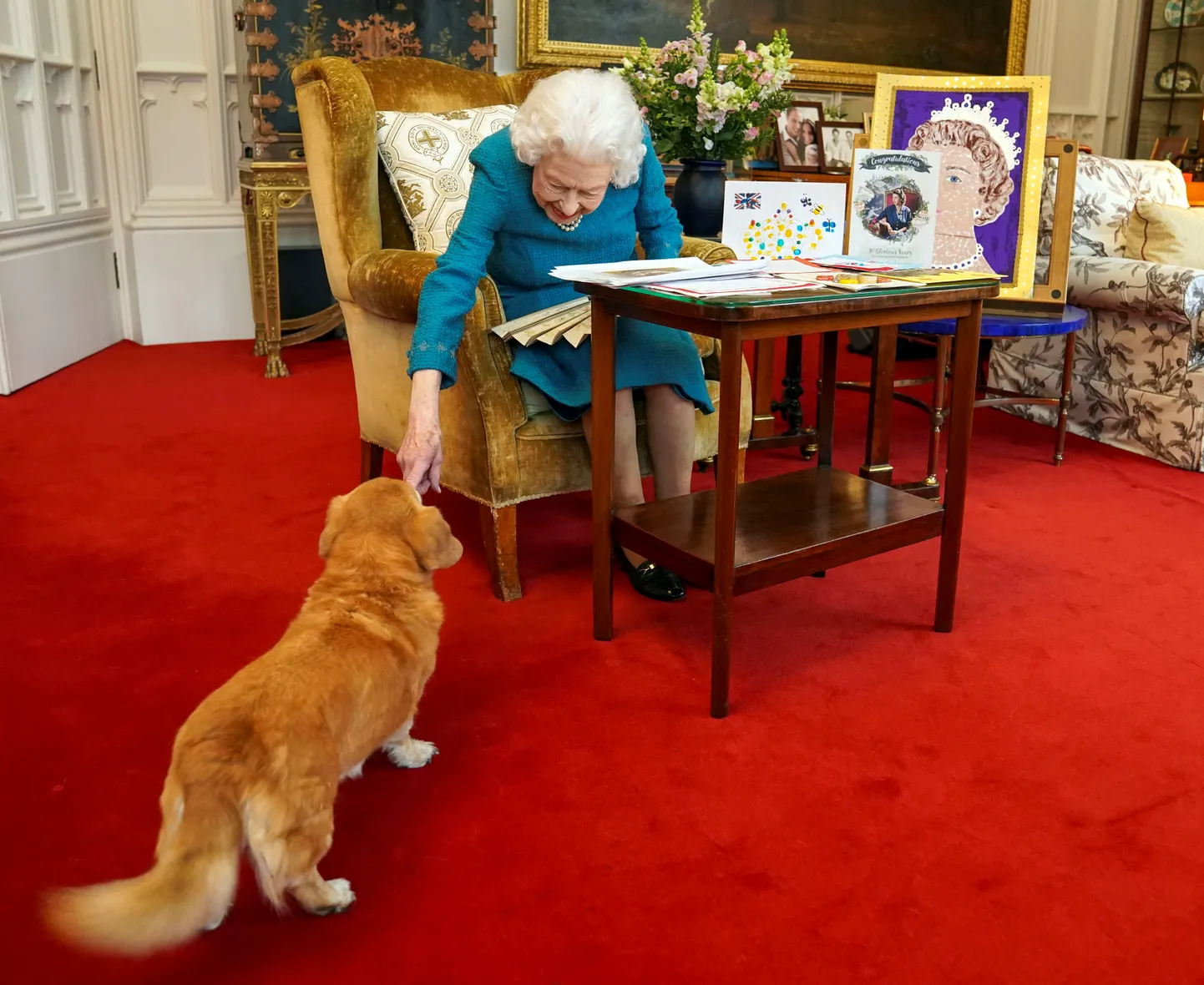 Kuninganna Elizabeth II korgide saatuse kohta selgusid uued detailid