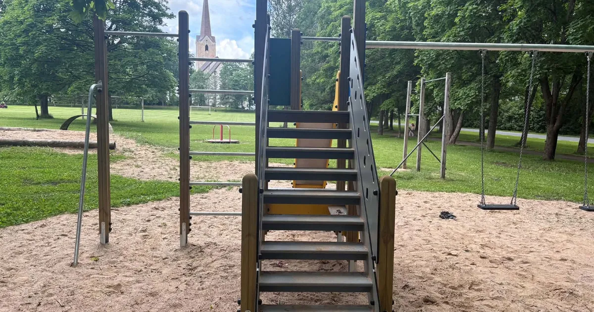 Järva vald uuendas Peetri ja Koeru mänguväljakuid