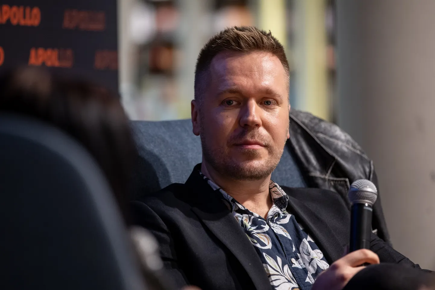 Margus Vaher on enda kallimast lahku läinud ja luusib juba Tinderis?