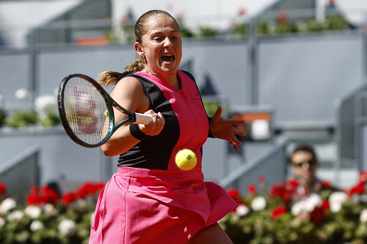 Ostapenko sasniedz Romas "WTA 1000" turnīra trešo kārtu
