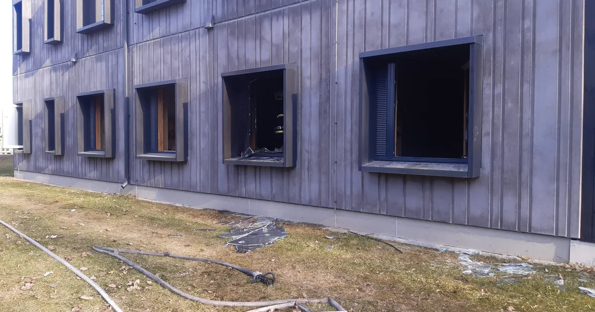 Tallinnas Merimetsa tee hooldekodus oli põleng, kolm inimest viidi ...