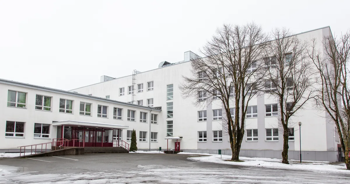Riik paneb Lüganuse valla koolid kokku