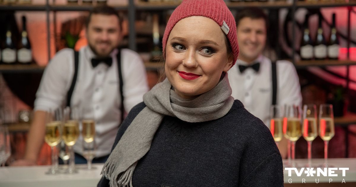 Agnese Rakovska publisko pirmo foto ar vīru